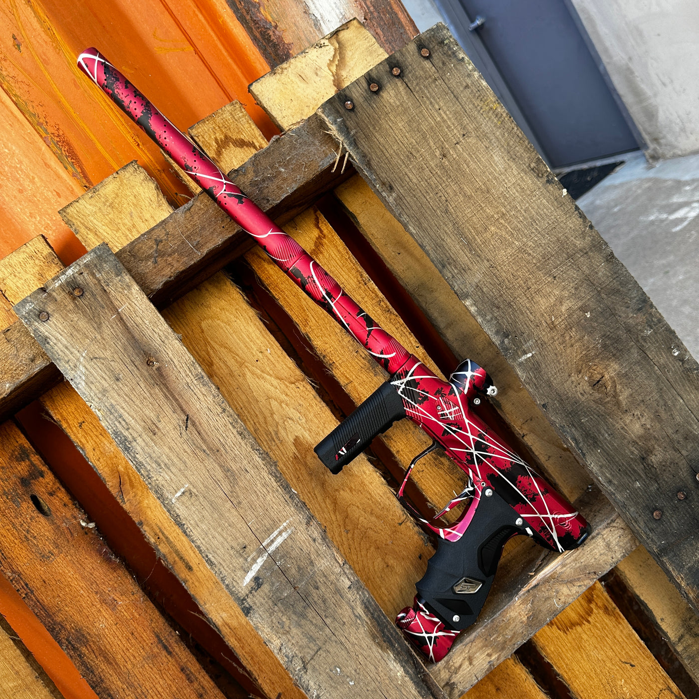 SP Shocker ERA Paintball Gun - Red Splash — Pro Edge Paintball